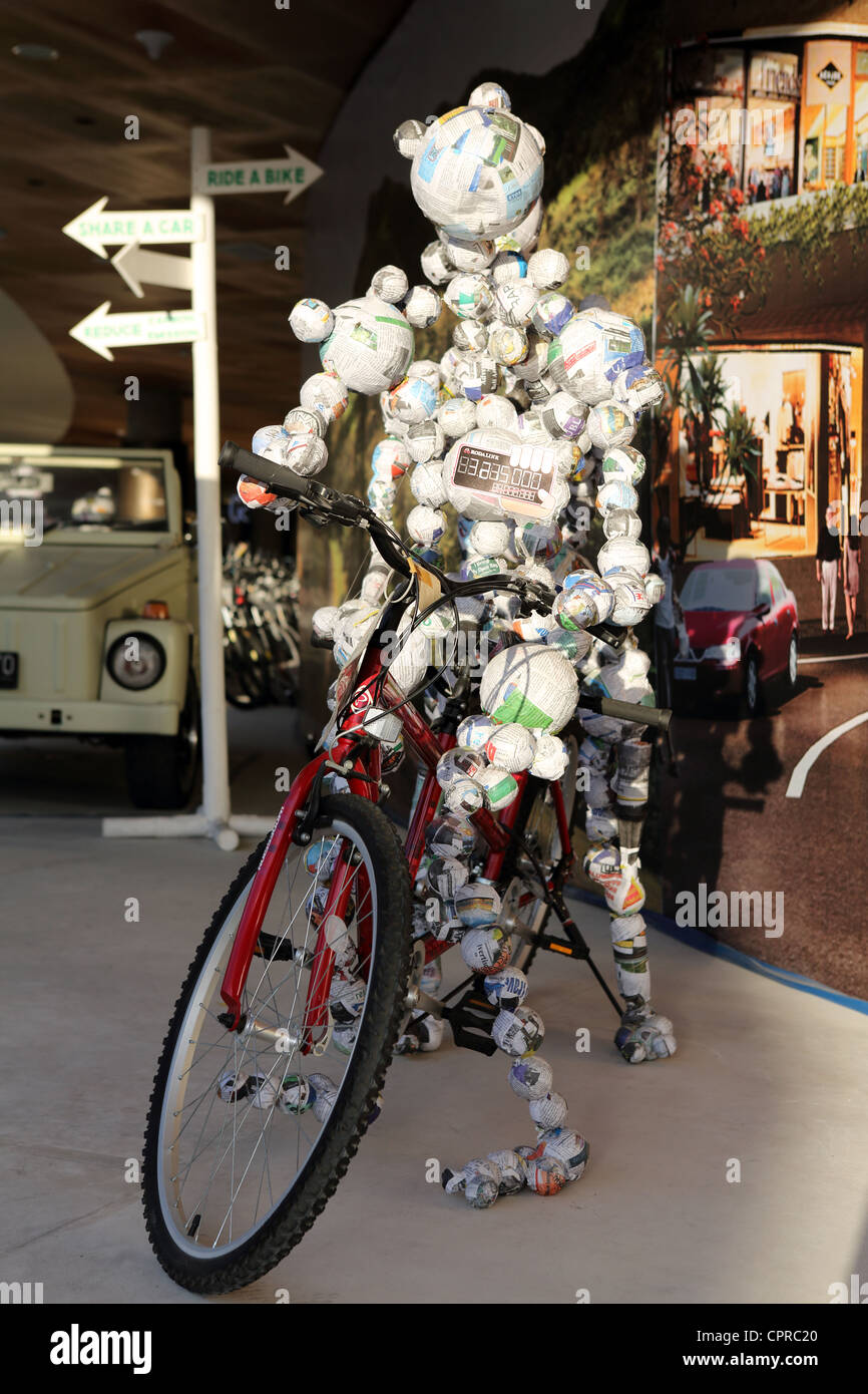 Science fiction figure hi-res stock photography and images - Alamy