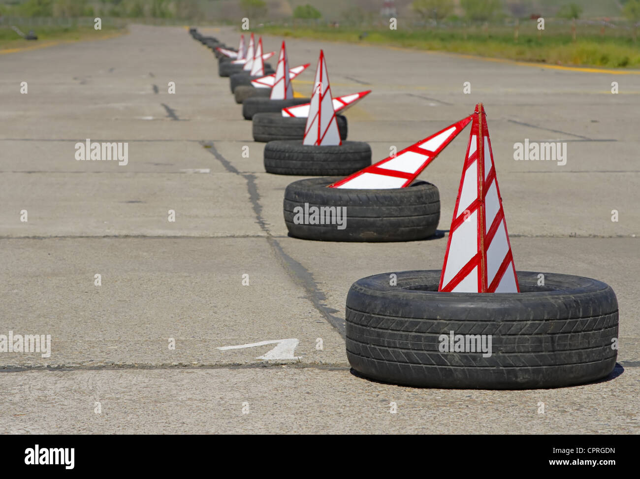 Perspective on a marked race track Stock Photo - Alamy
