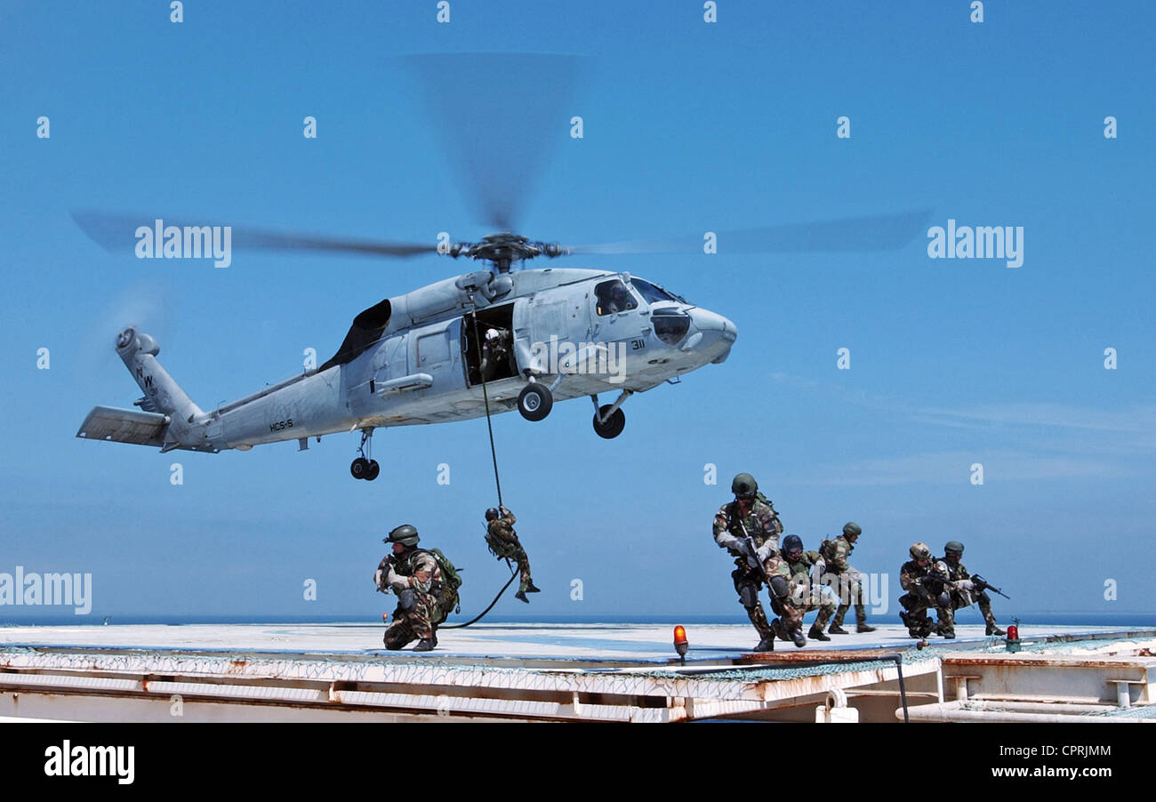 Helicopter extraction hi-res stock photography and images - Alamy