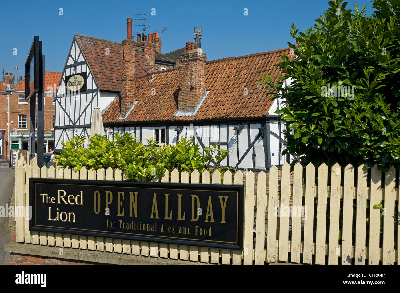 The Red Lion pub exterior Merchantgate York City Town Centre North ...