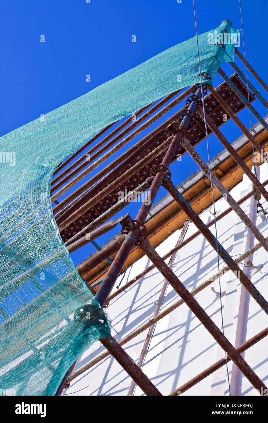 Scaffold planks hi-res stock photography and images - Alamy