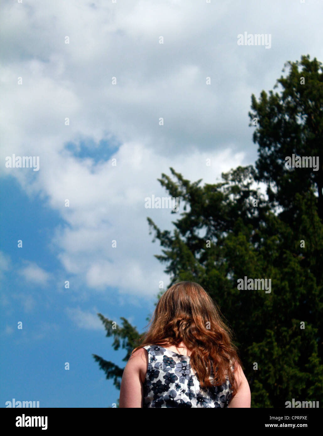 Back sky hi-res stock photography and images - Alamy