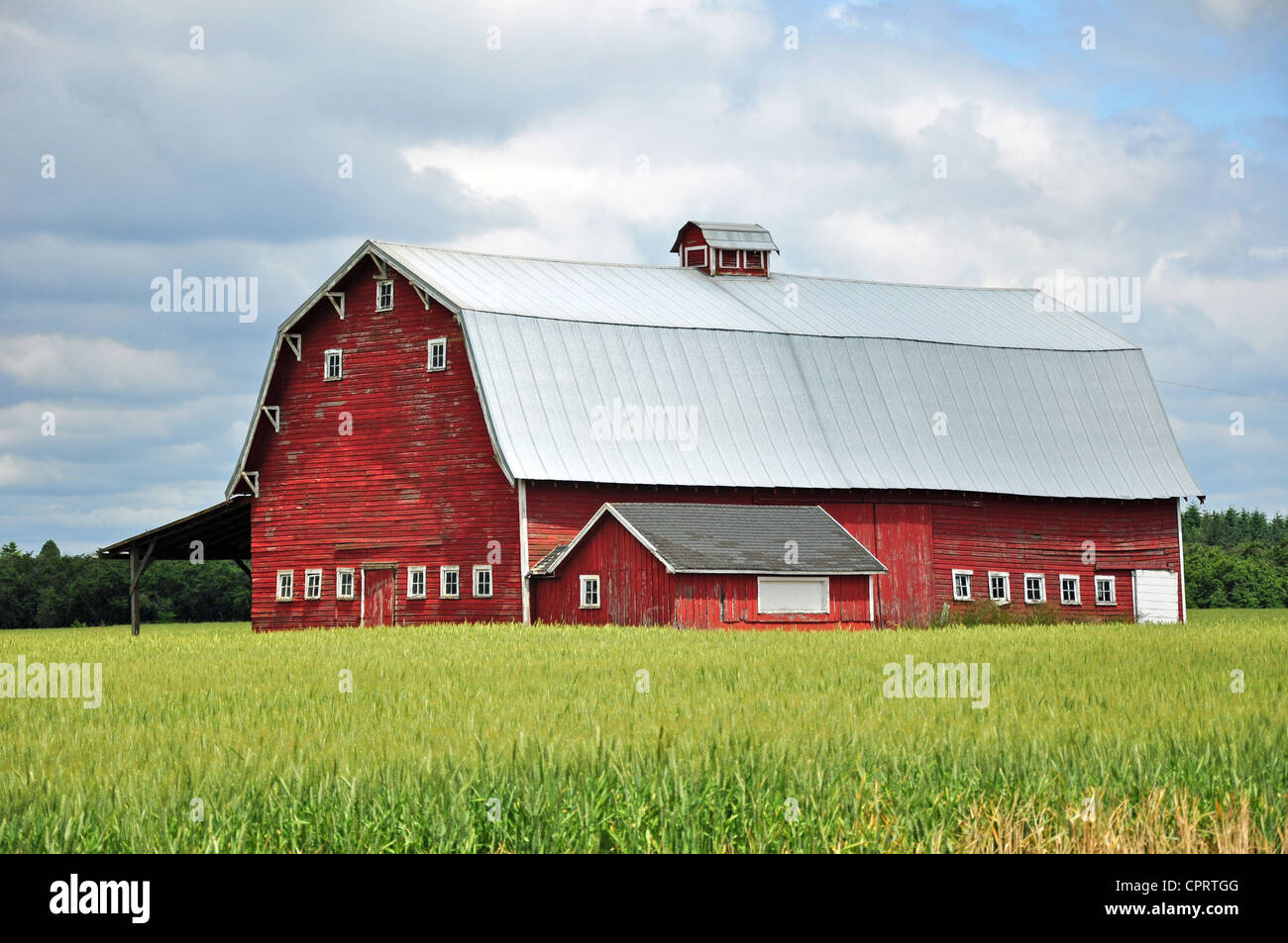 Farm architecture hi-res stock photography and images - Alamy