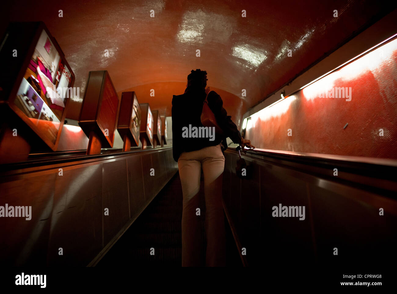 To the red carpet of Auber, On the way to the red channel of the Auber ...