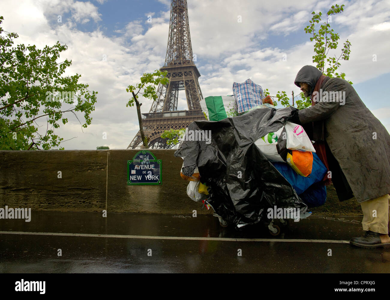 The reader and the ink, Alain the homeless who spends his day and ...