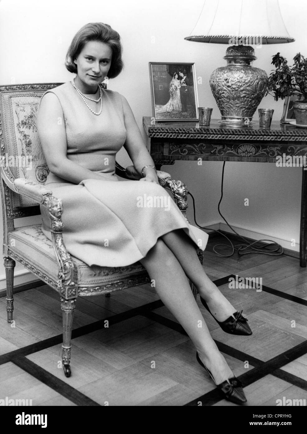 Prussia, Kira Princess of, 27.6.1943 - 10.1.2004, in her appartement ...