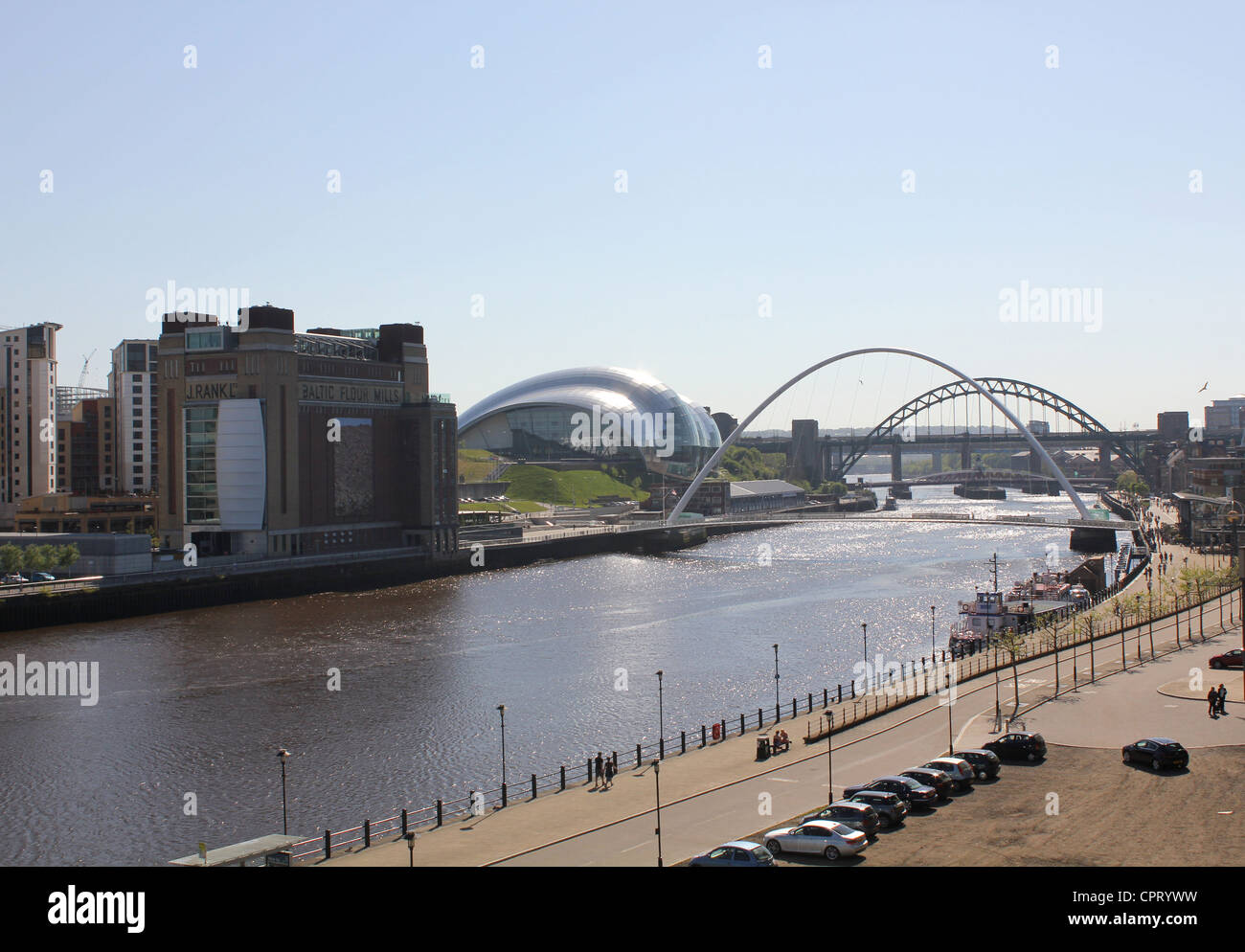 Tyneside bridges hi-res stock photography and images - Alamy