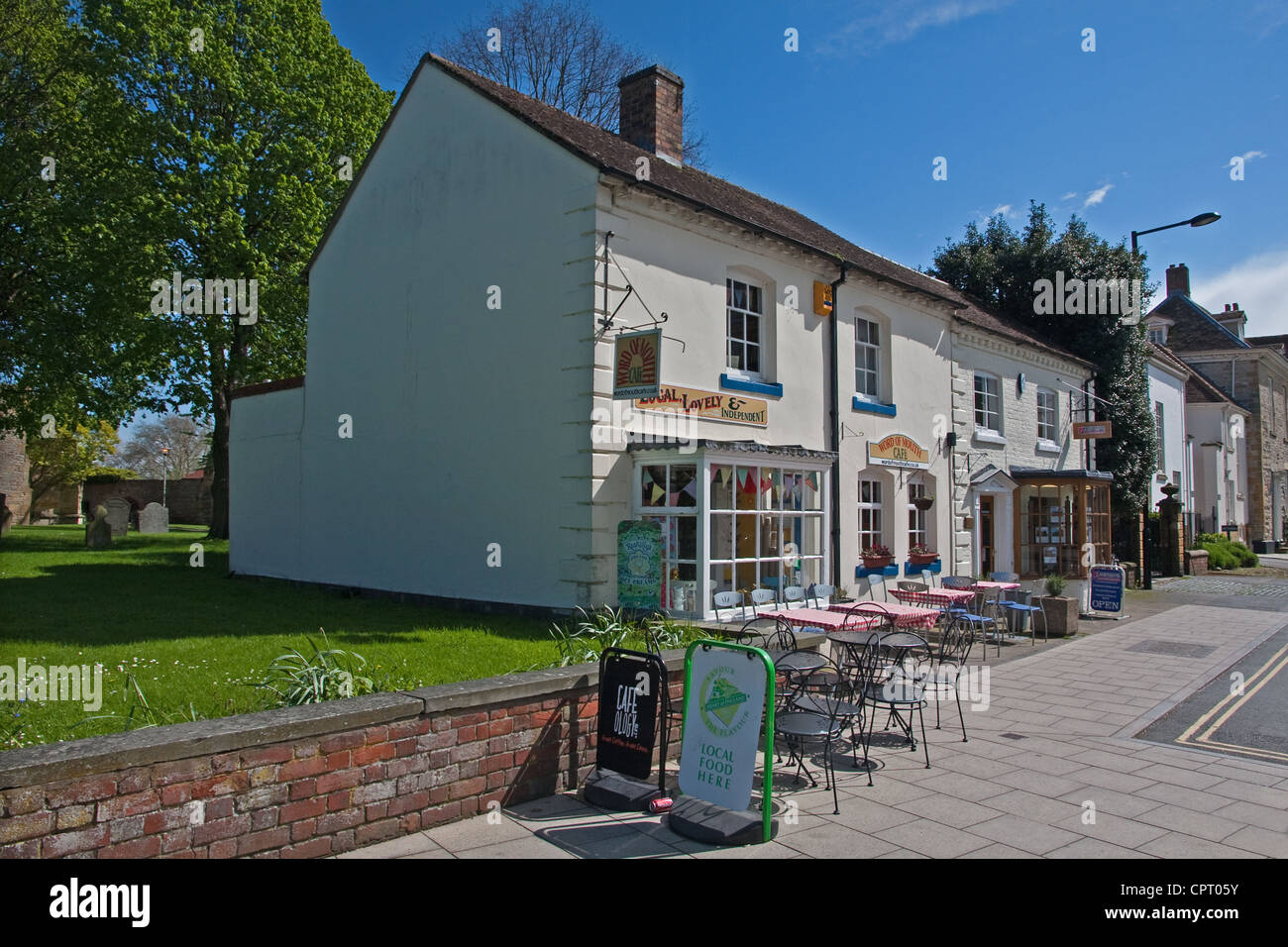Cafe evesham uk hi-res stock photography and images - Alamy