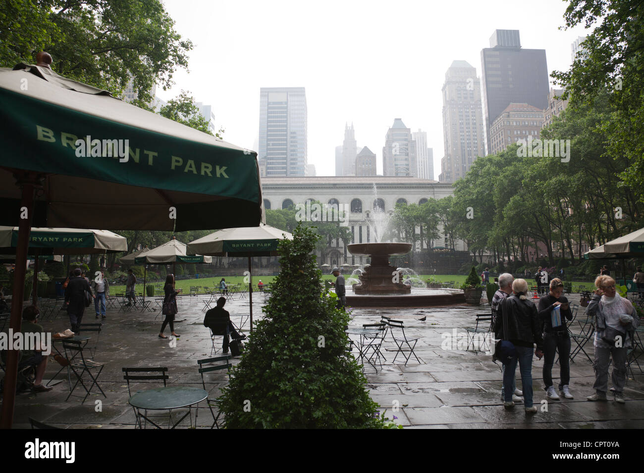 Wet fogy day hi-res stock photography and images - Alamy