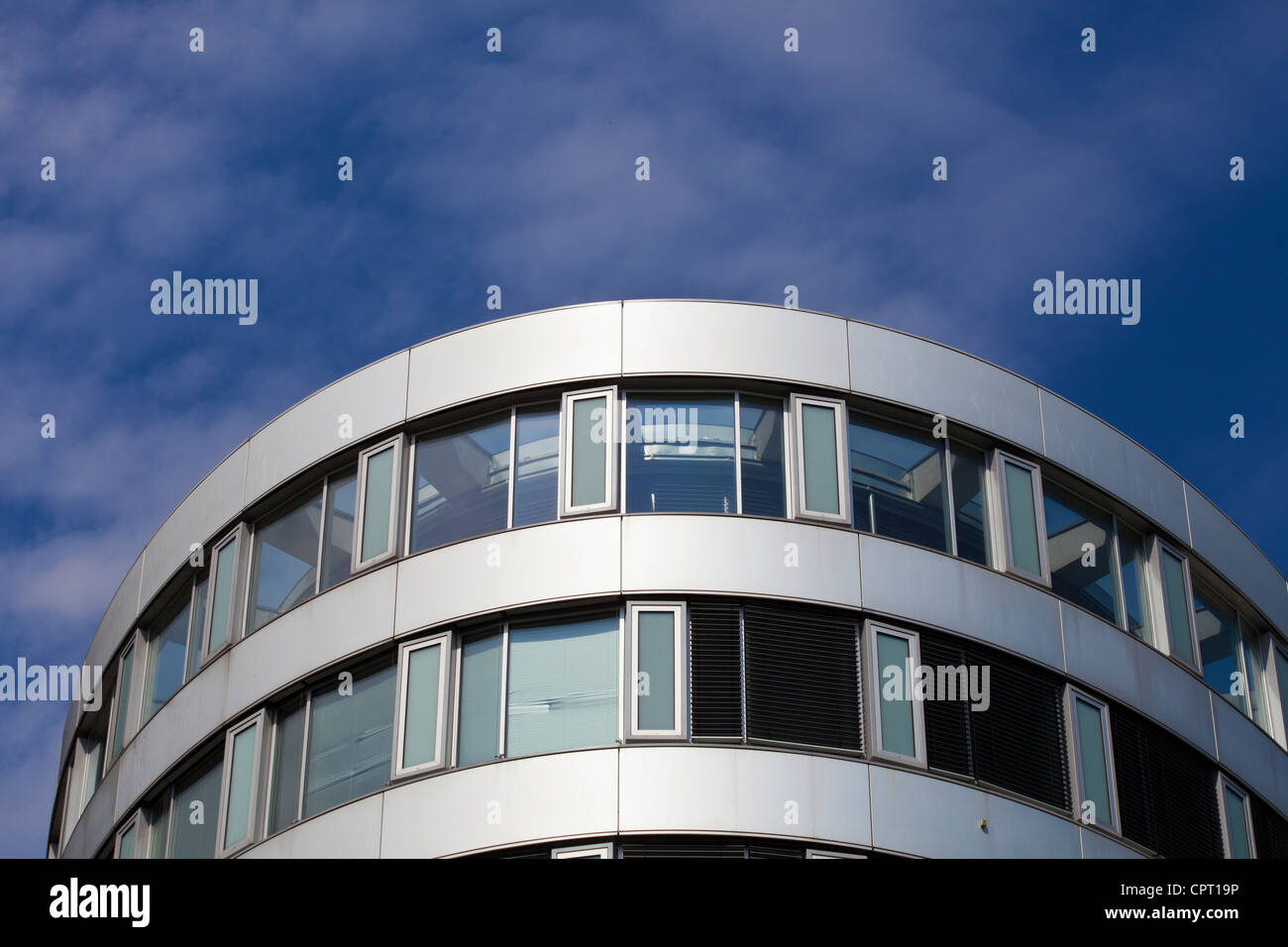 Round building glass windows hi-res stock photography and images - Alamy