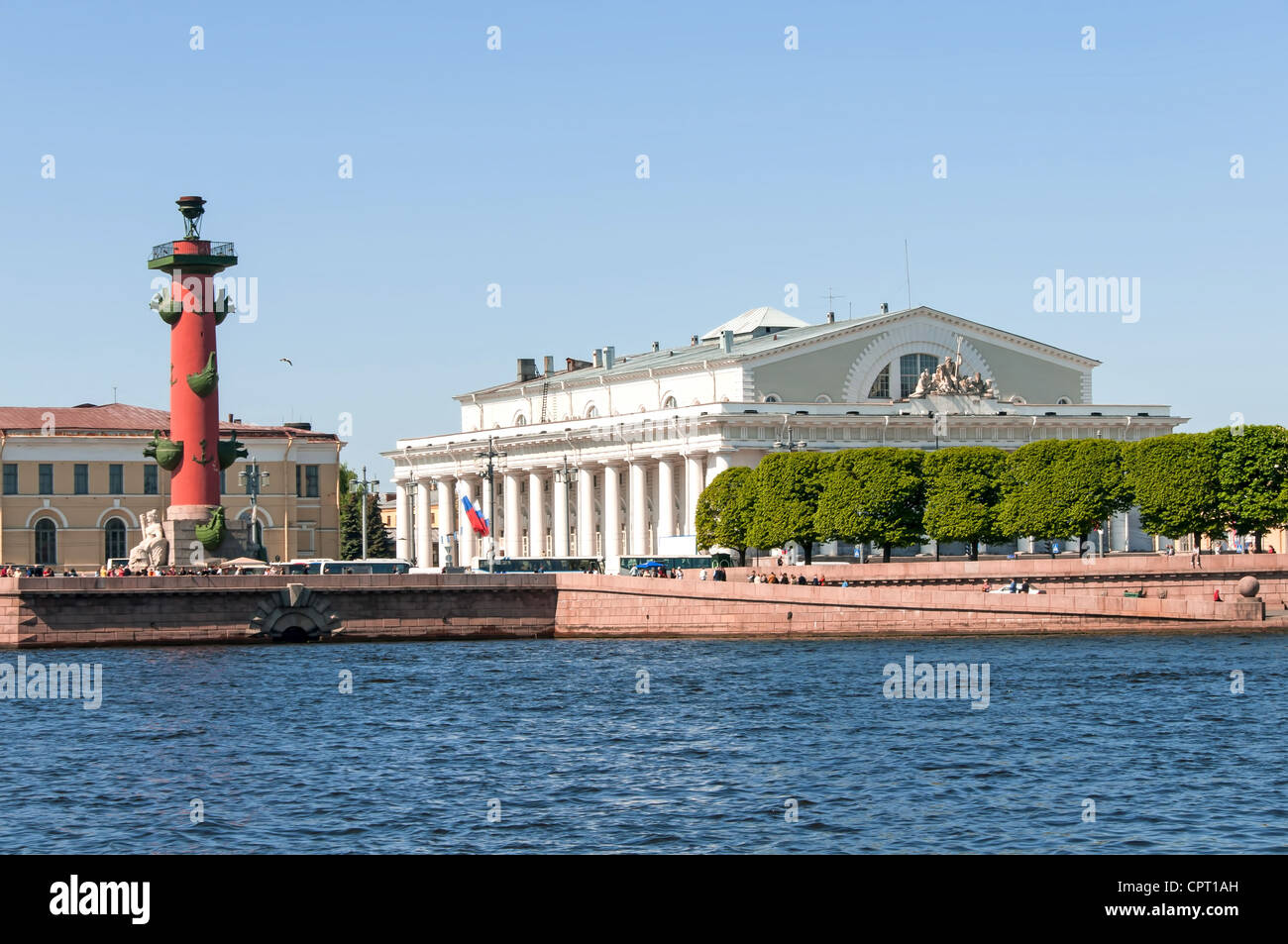 Russia, Saint-Petersburg, Arrow Vasilevsky Island, Rostral Columns, the ...