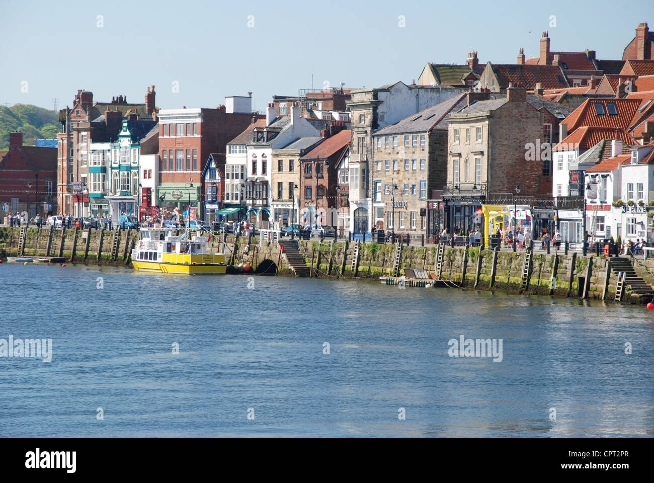 Whitby fishing hi-res stock photography and images - Alamy