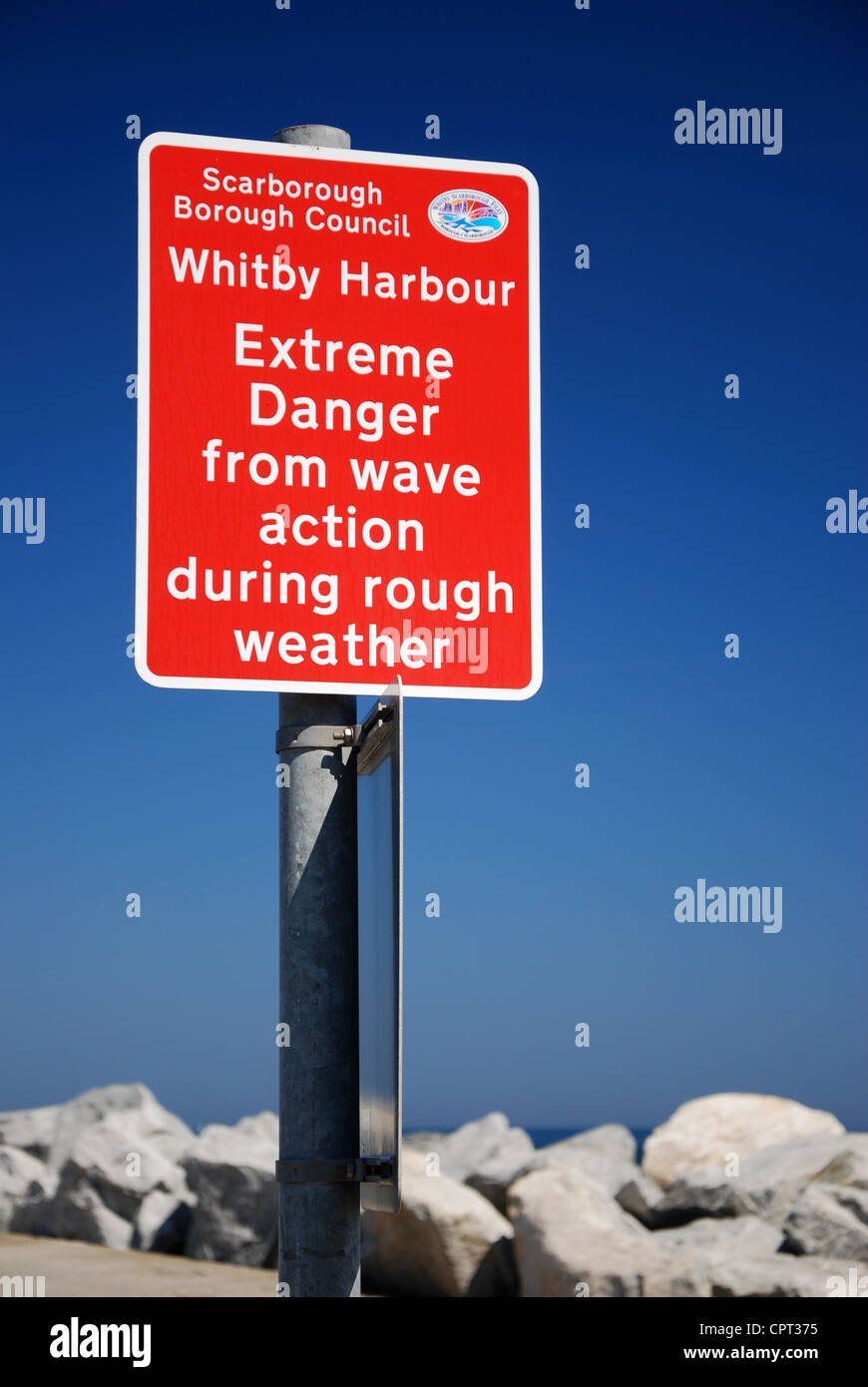 Windy weather sign hi-res stock photography and images - Alamy
