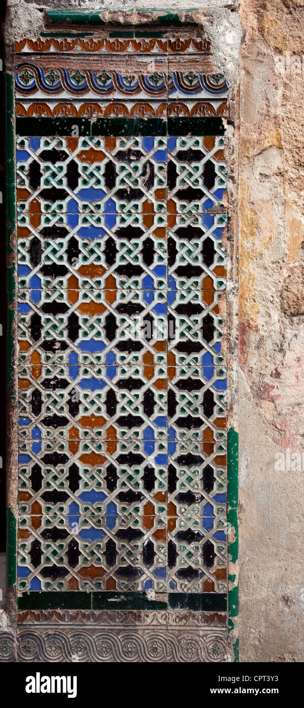 Tiled doorway hi-res stock photography and images - Alamy