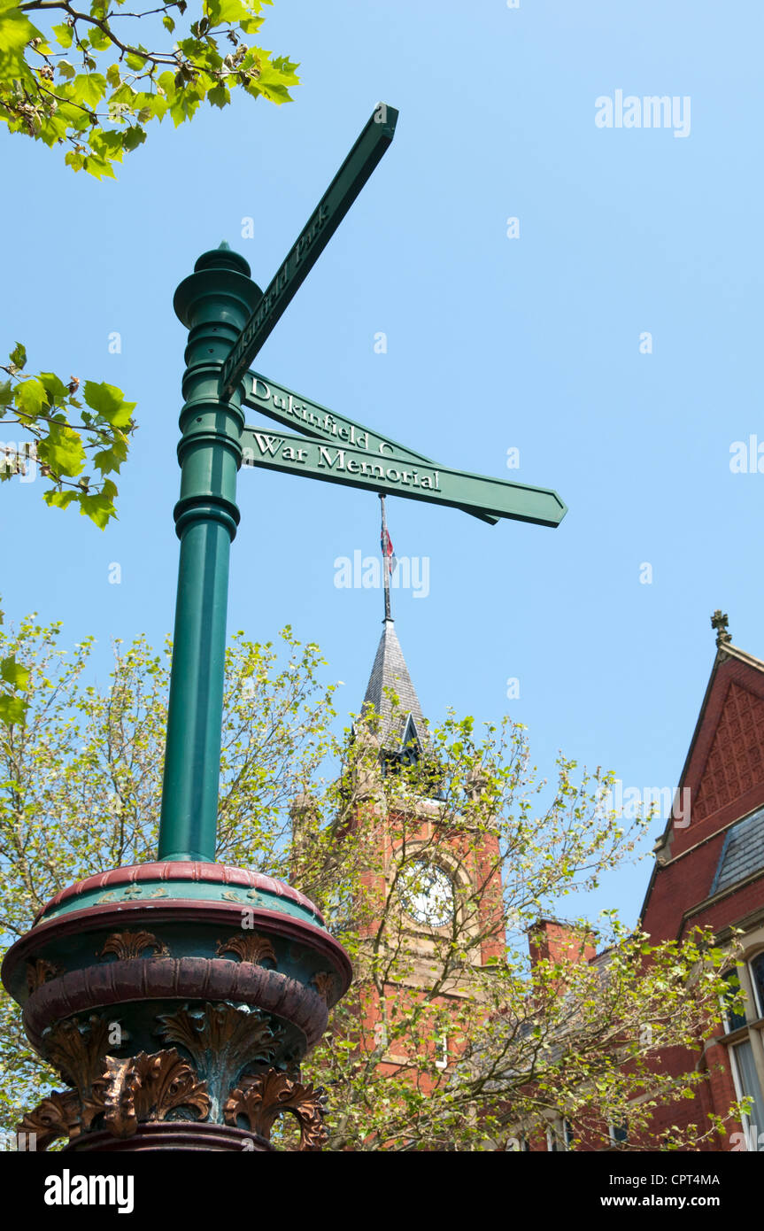 Tameside town hall hi-res stock photography and images - Alamy