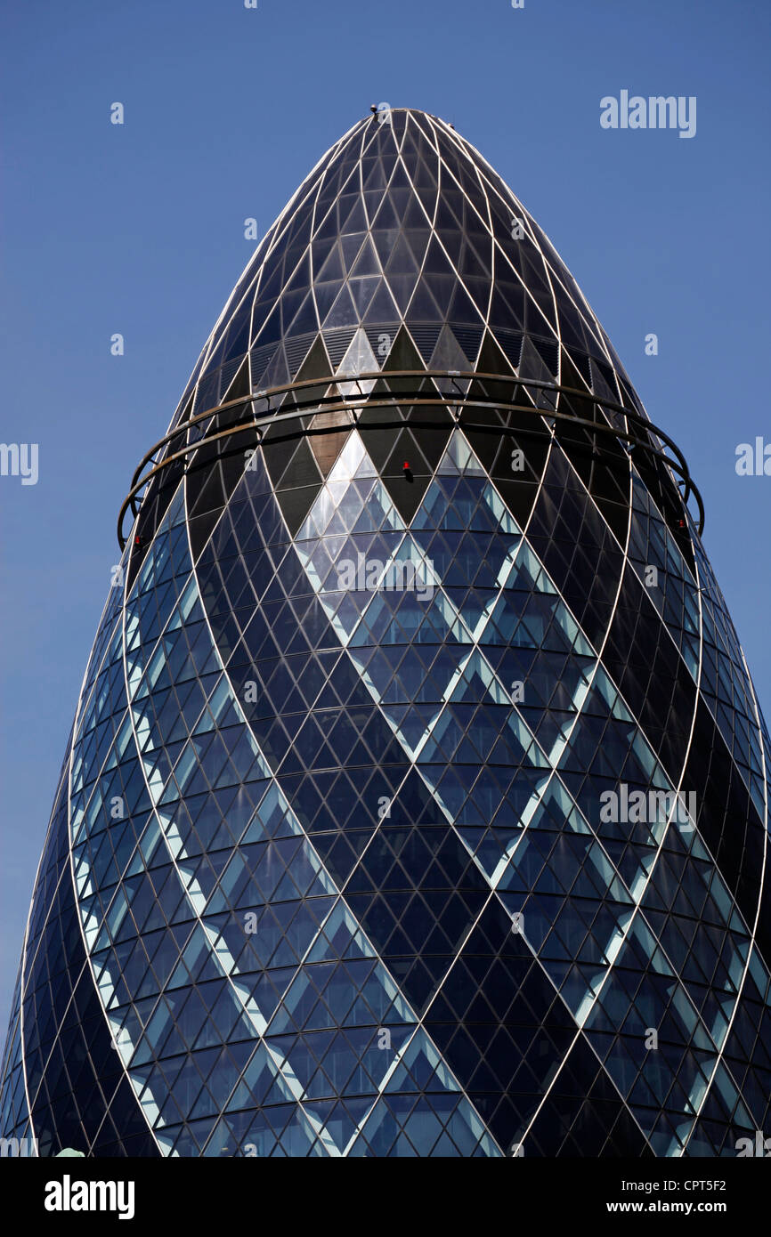 30 St Mary Axe (formerly the Swiss Re Building) better known as the ...