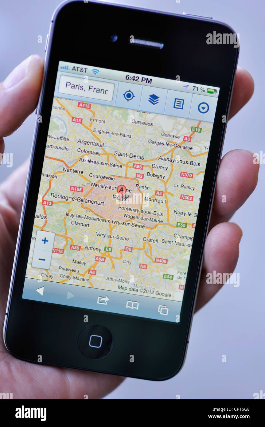 iPhone - Paris map Stock Photo - Alamy