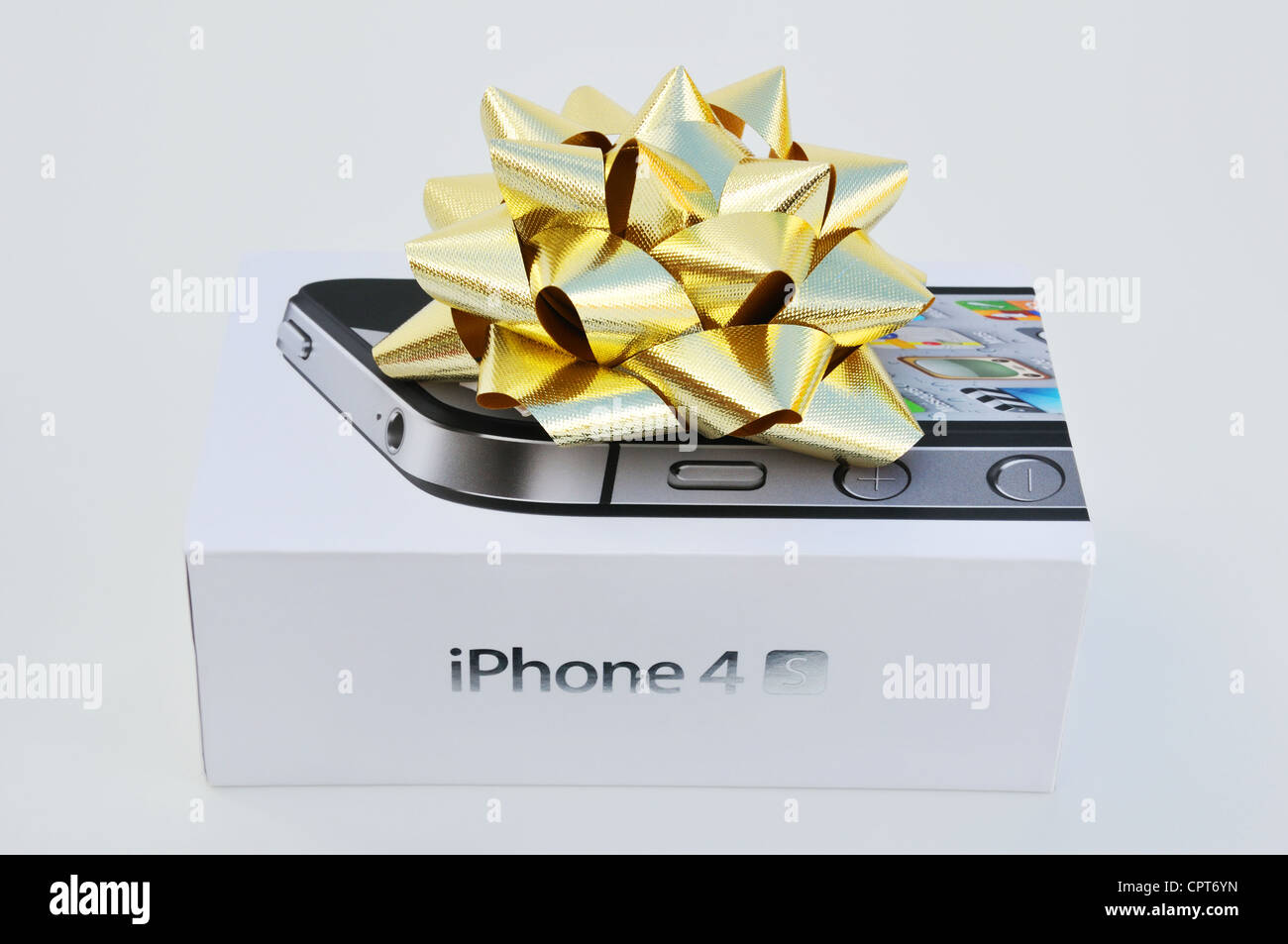 iPhone gift wrapped Stock Photo - Alamy
