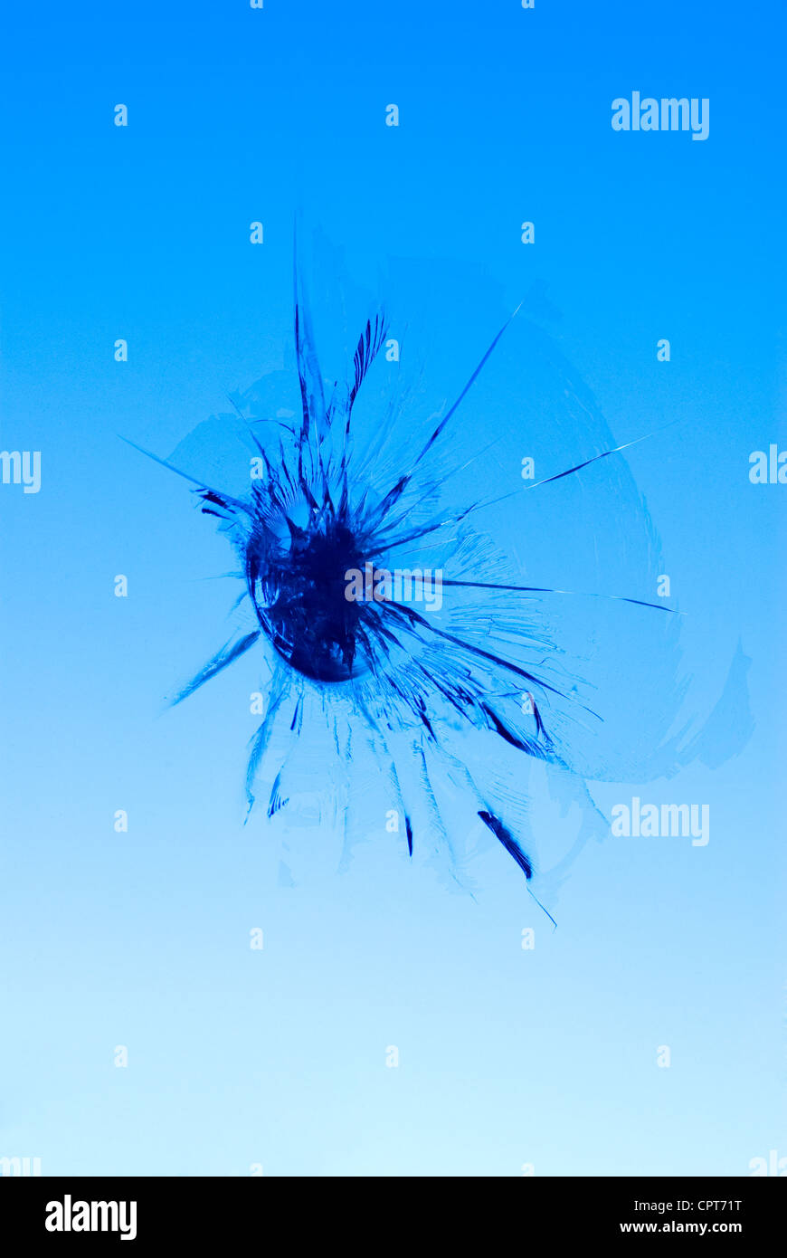Chipped windscreen hi-res stock photography and images - Alamy