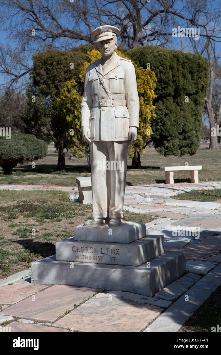 Statue to George L Fox, Chaplain US Army Stock Photo - Alamy