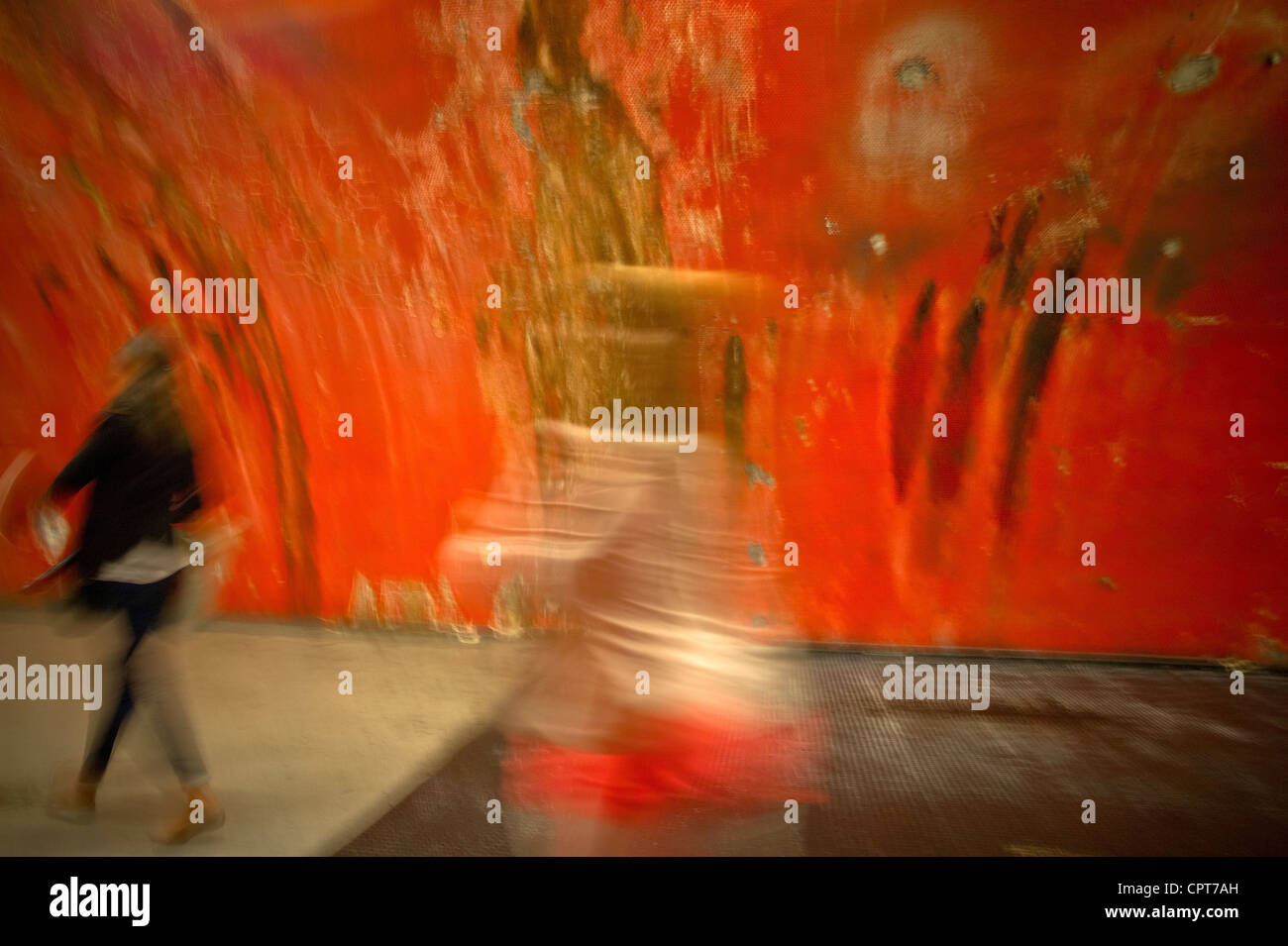 Auber's red, The old and colorful pictorial corridor ofAuber RER ...