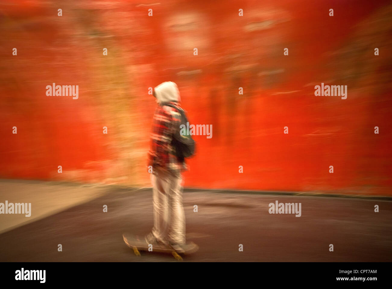 Auber's red, The old and colorful pictorial corridor ofAuber RER ...