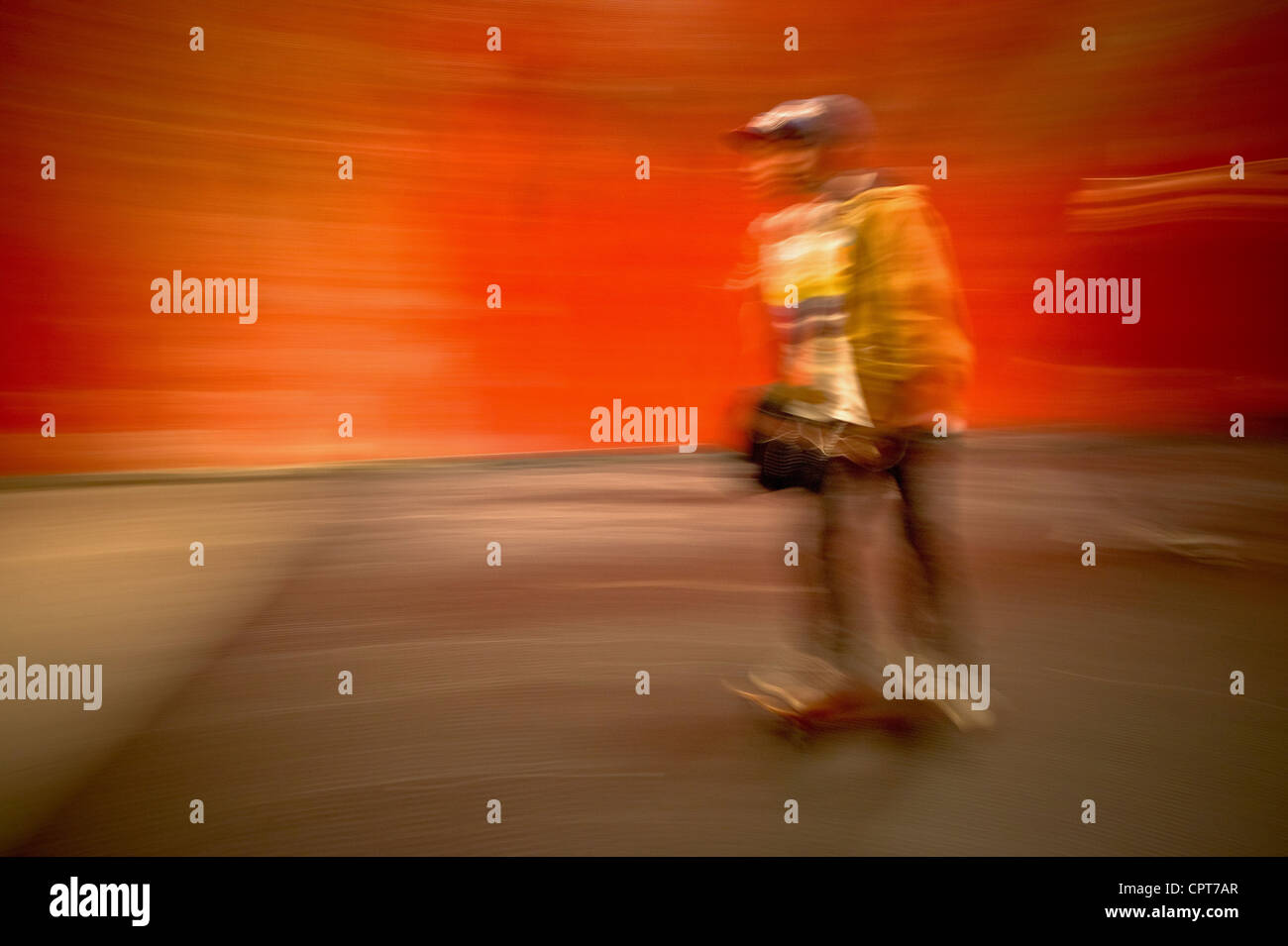 Auber's red, The old and colorful pictorial corridor ofAuber RER ...