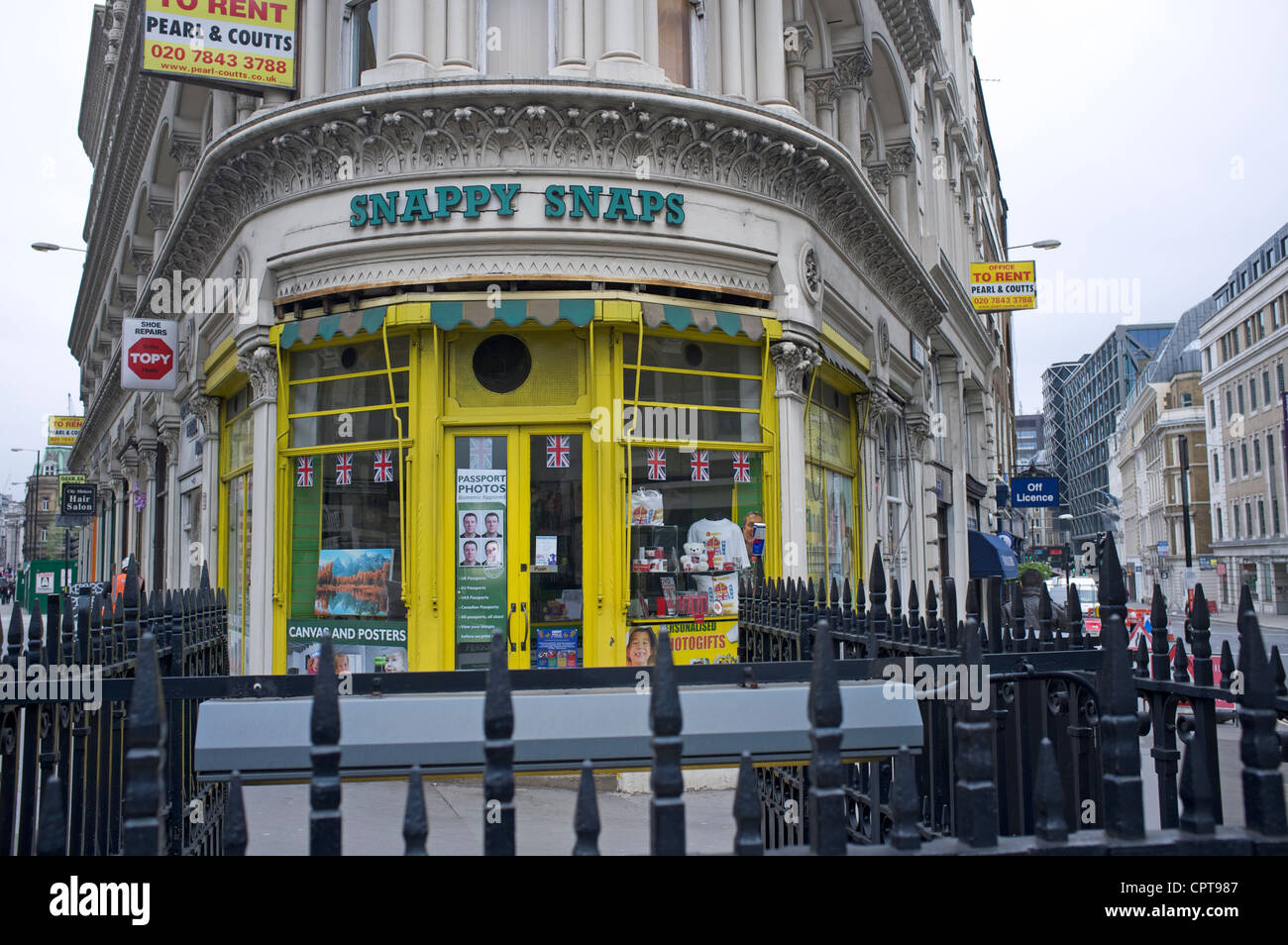 High street photo lab hi-res stock photography and images - Alamy