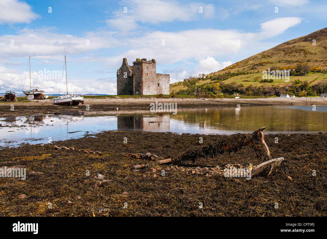 Lochranza Castle and Anchor - Isle of Arran Stock Photo - Alamy