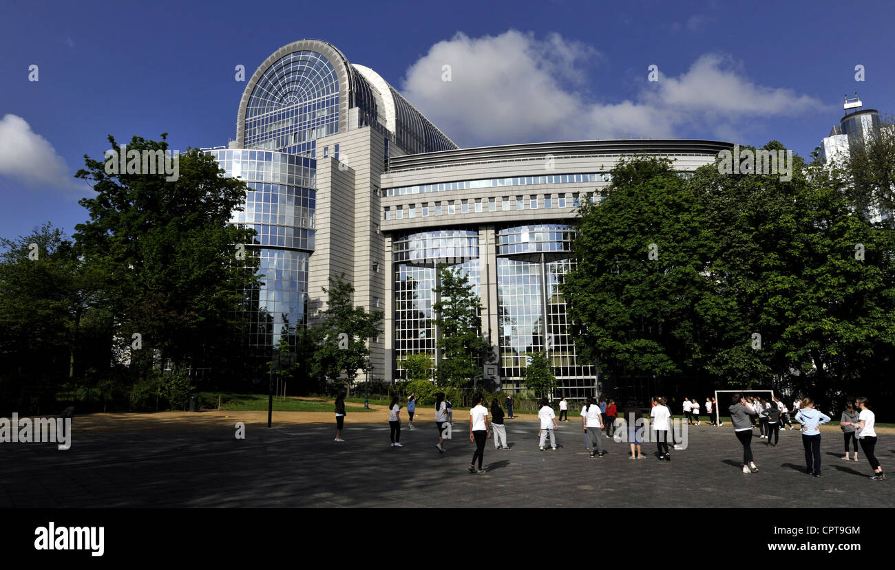 Henri spaak building hi-res stock photography and images - Alamy