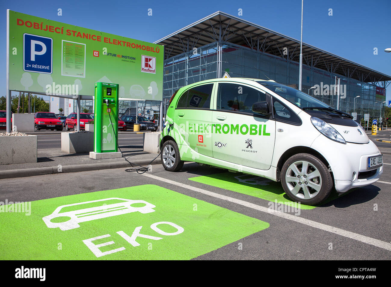 Charging ecletromobile Peugeot Full Ellectric in Prague Czech Republic ...