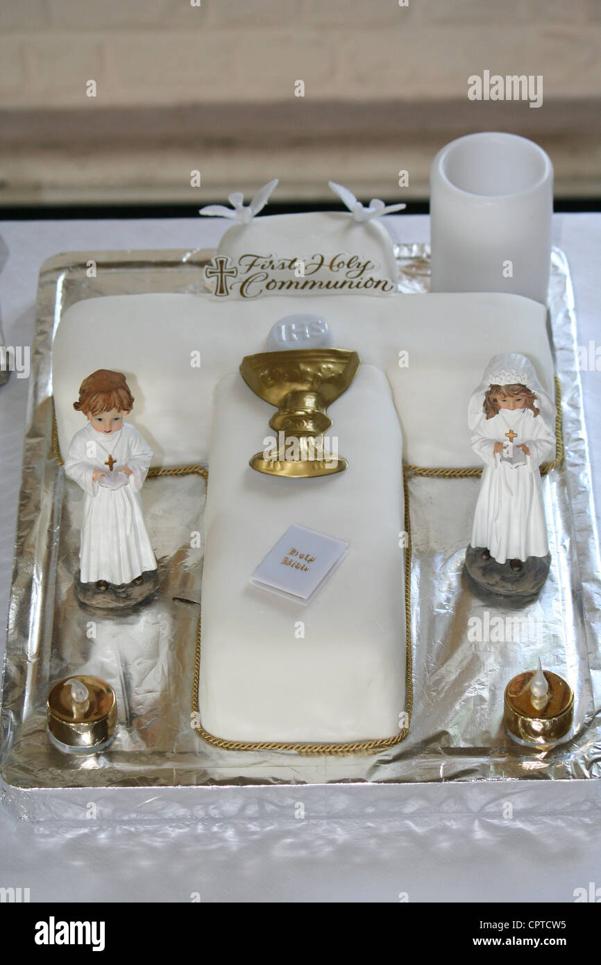 Communion confirmation cake Stock Photo - Alamy