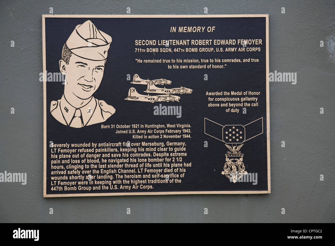 Second lieutenant hi-res stock photography and images - Alamy