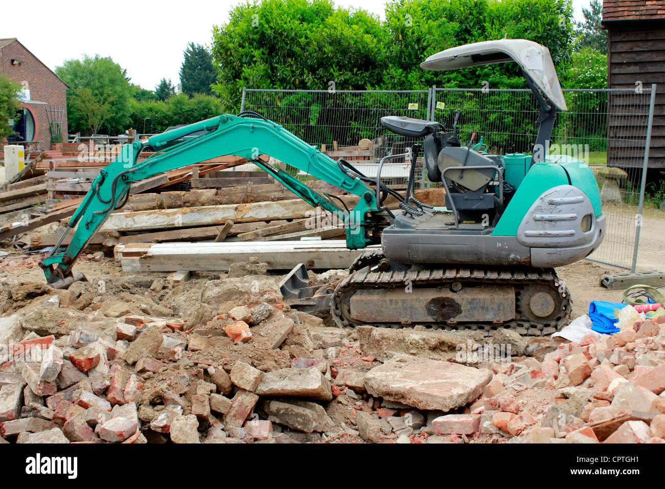 Mini crane hi-res stock photography and images - Alamy