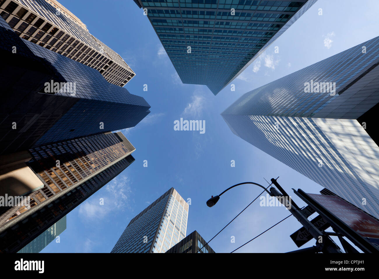 New york skyscrapers looking up hi-res stock photography and images - Alamy