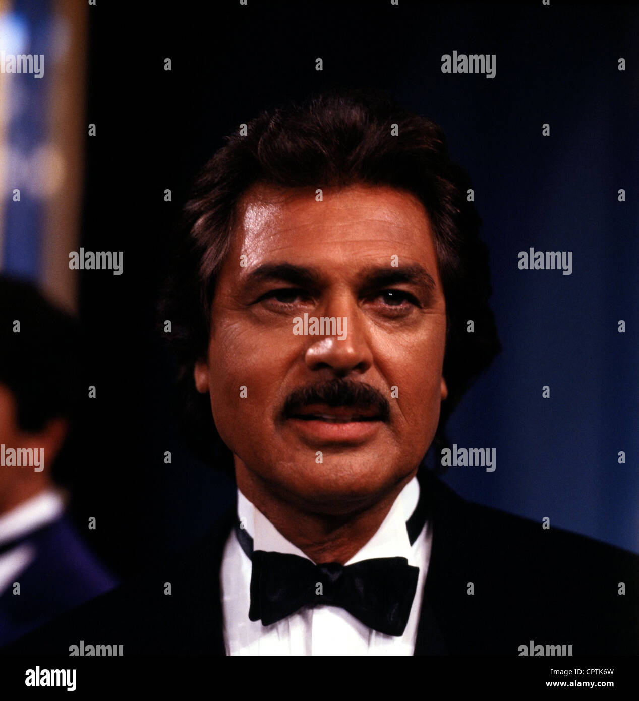 Engelbert humperdinck singer hi-res stock photography and images - Alamy