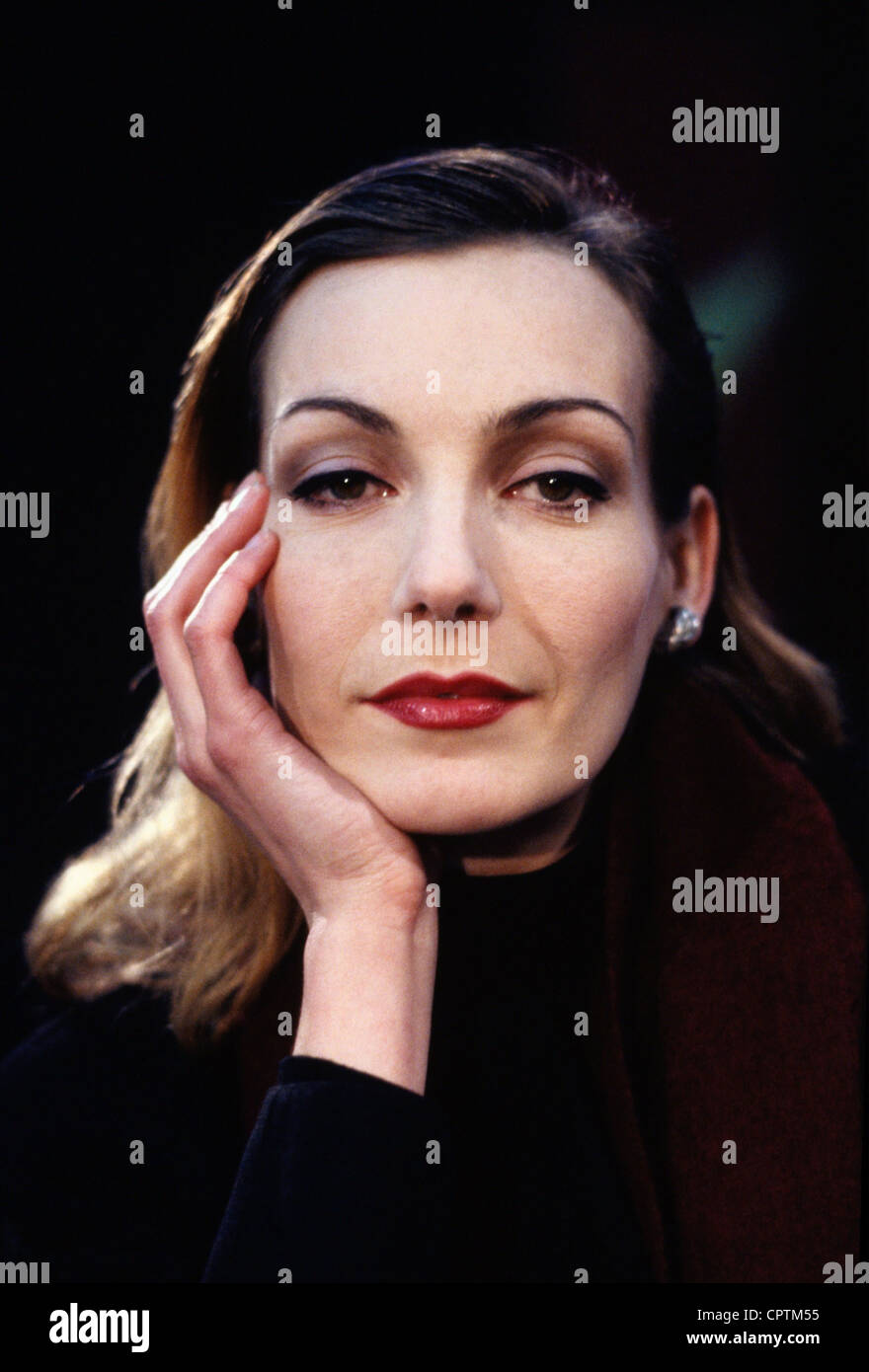 Ute lemper hi-res stock photography and images - Alamy