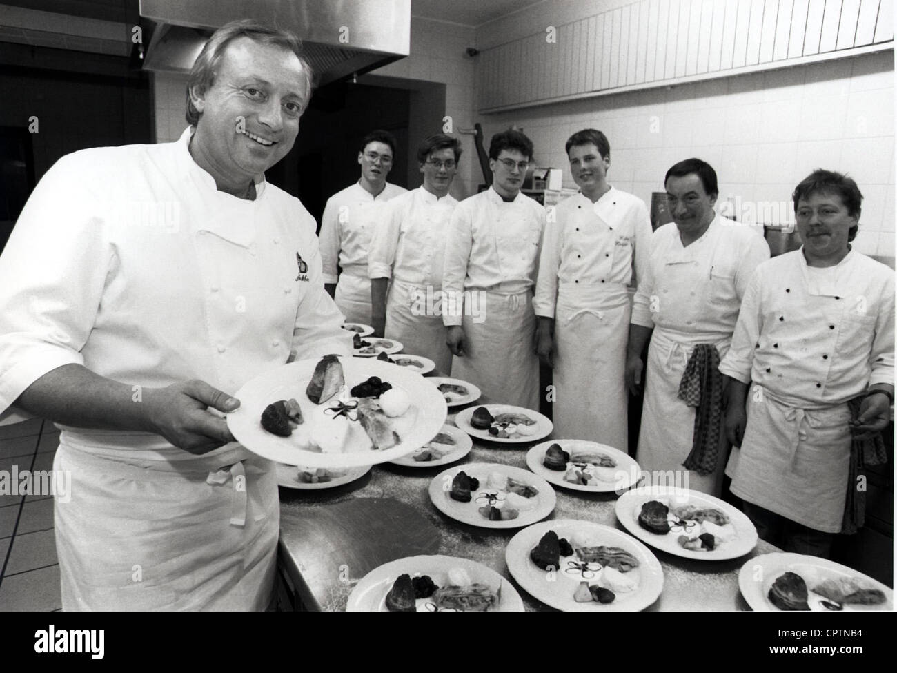 1990s kitchen hi-res stock photography and images - Alamy