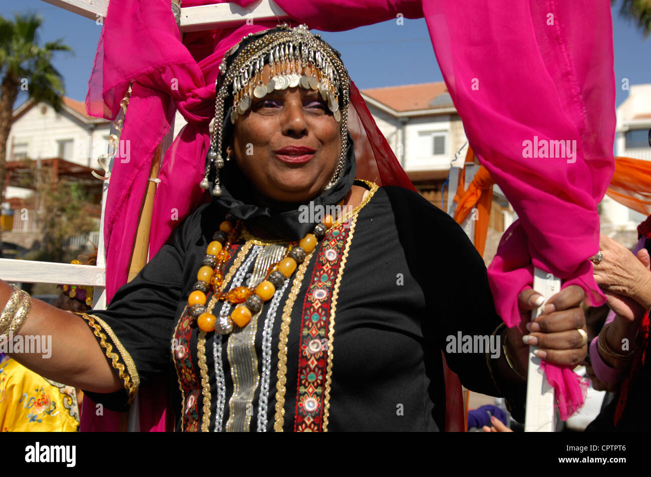 Jewish elderly woman israel hi-res stock photography and images - Alamy