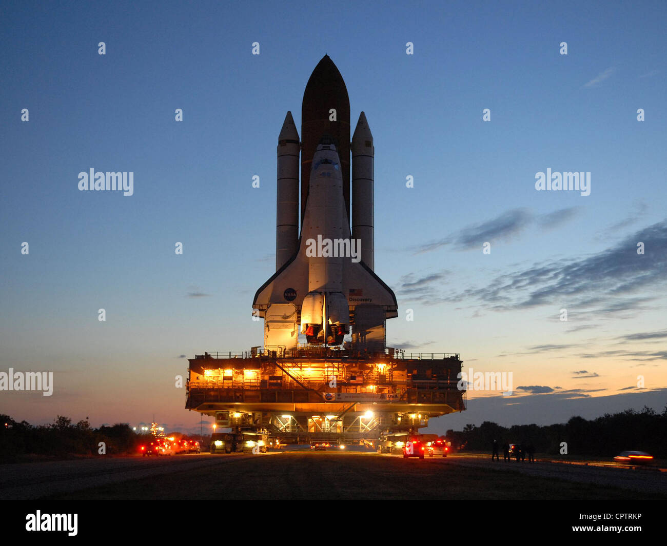 Mobile launcher platform hi-res stock photography and images - Alamy