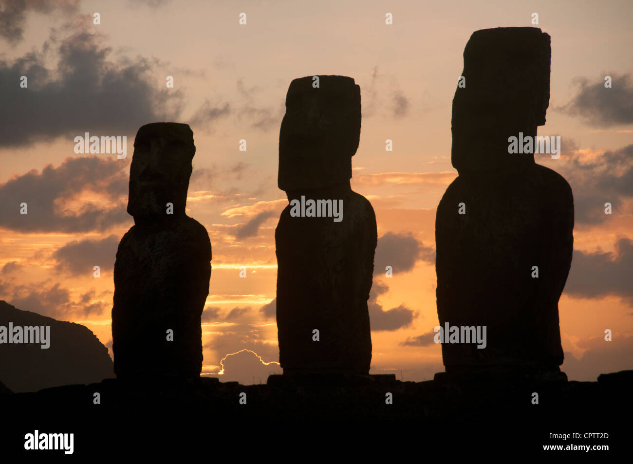 Three Moai at sunrise Ahu Tongarika Easter Island Chile Stock Photo - Alamy