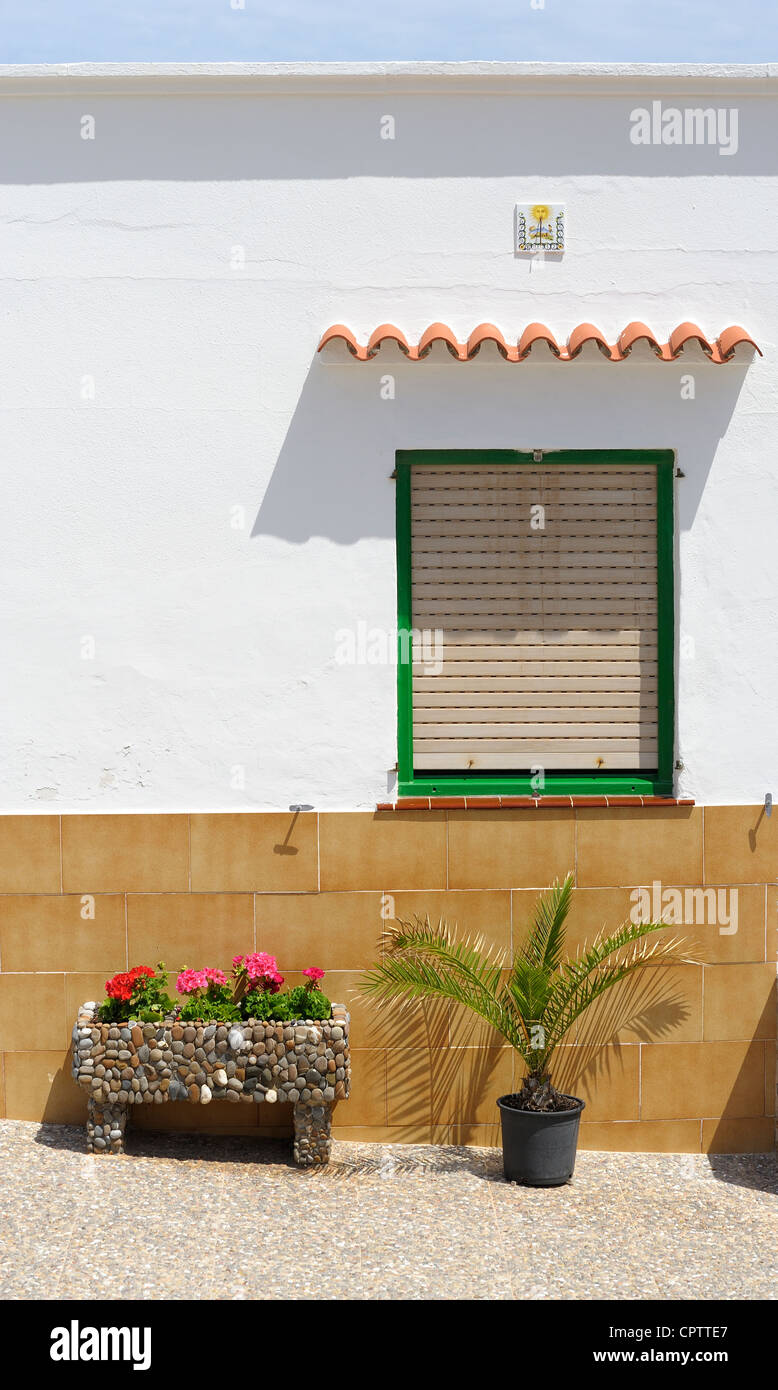 Flowerbox hi-res stock photography and images - Alamy