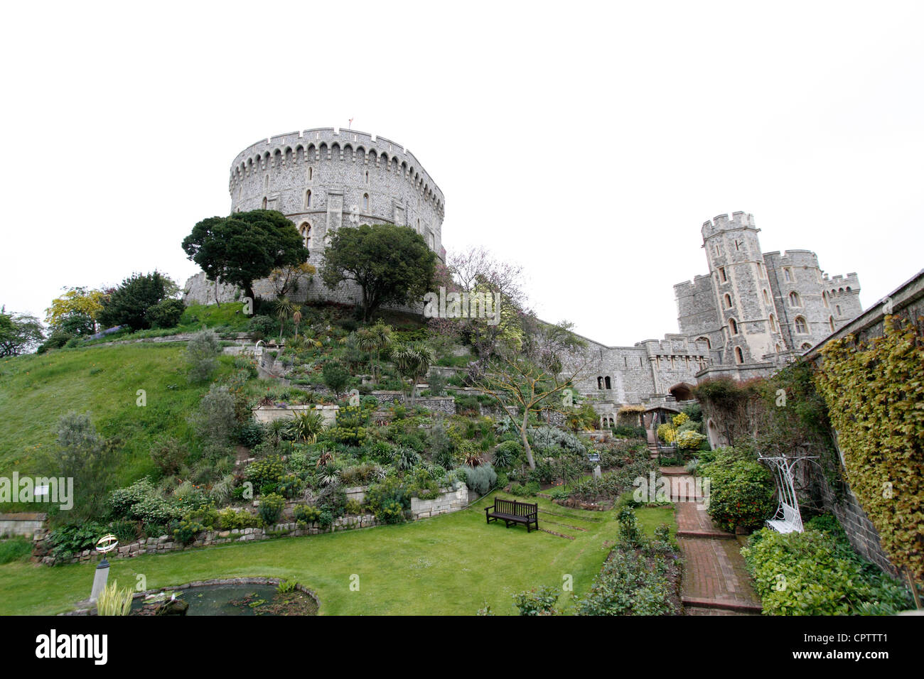 Windsor castle - Round Tower - the Keep on its motte Stock Photo - Alamy