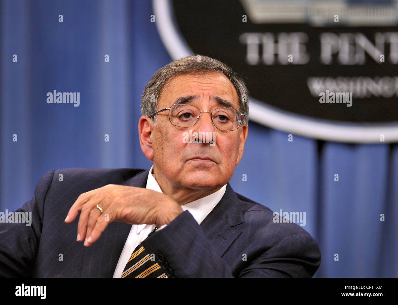 Leon panetta hi-res stock photography and images - Alamy