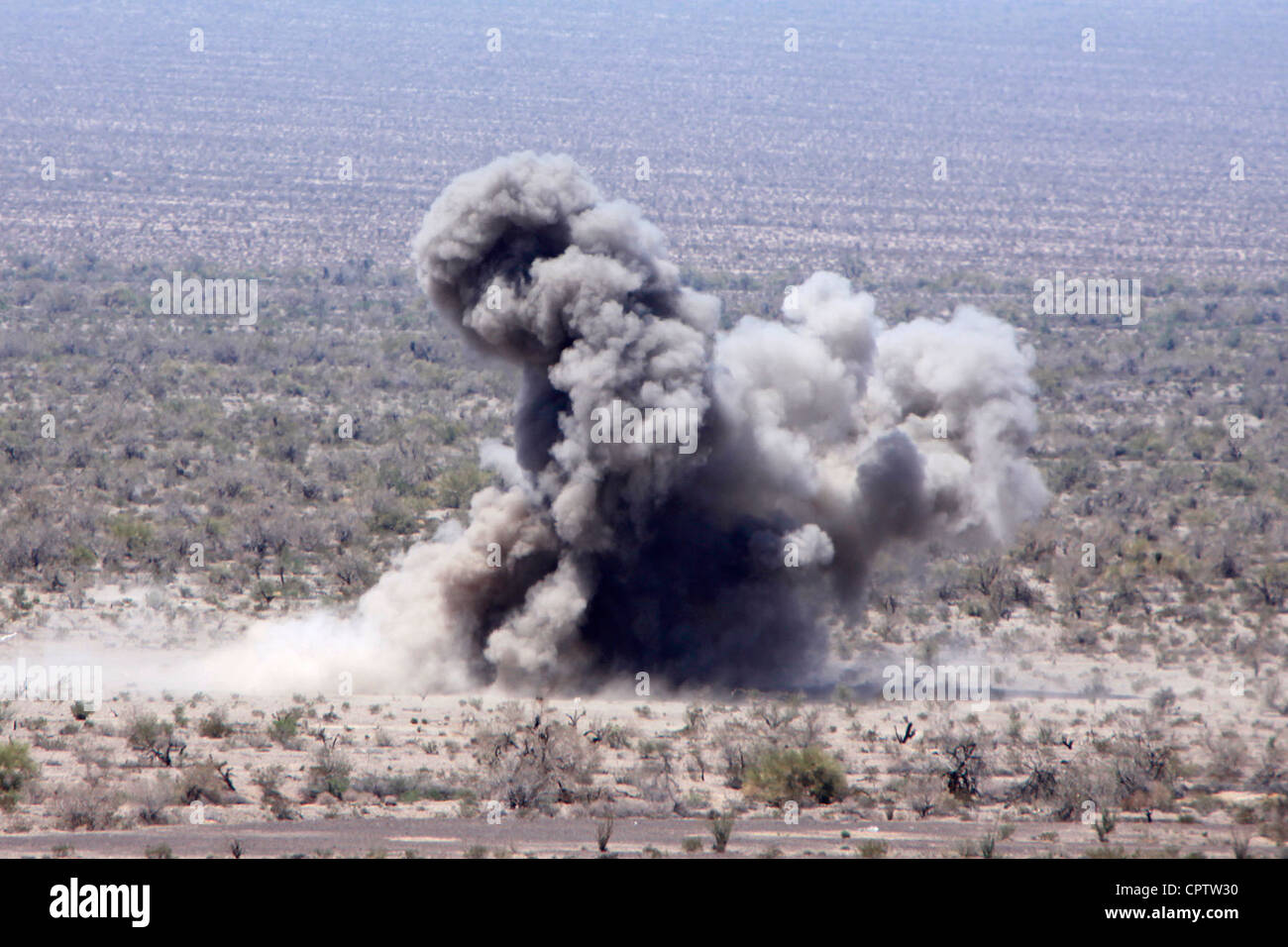500 pound bomb hi-res stock photography and images - Alamy