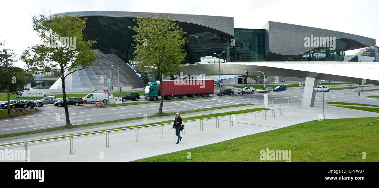 Bmw factory hi-res stock photography and images - Alamy