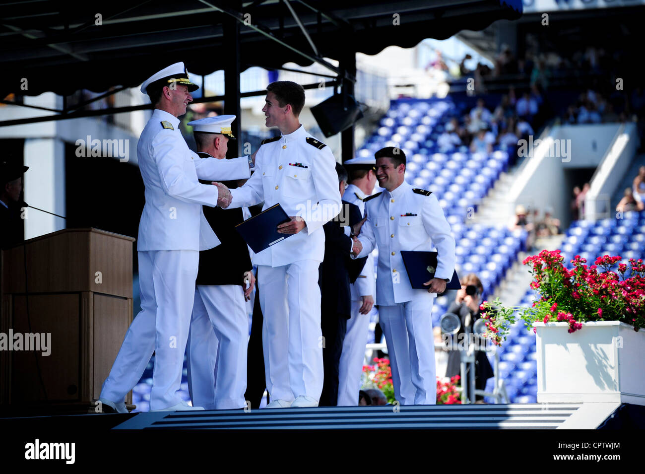 Chief of Naval Operations (CNO) Adm. Jonathan Greenert shakes hands ...