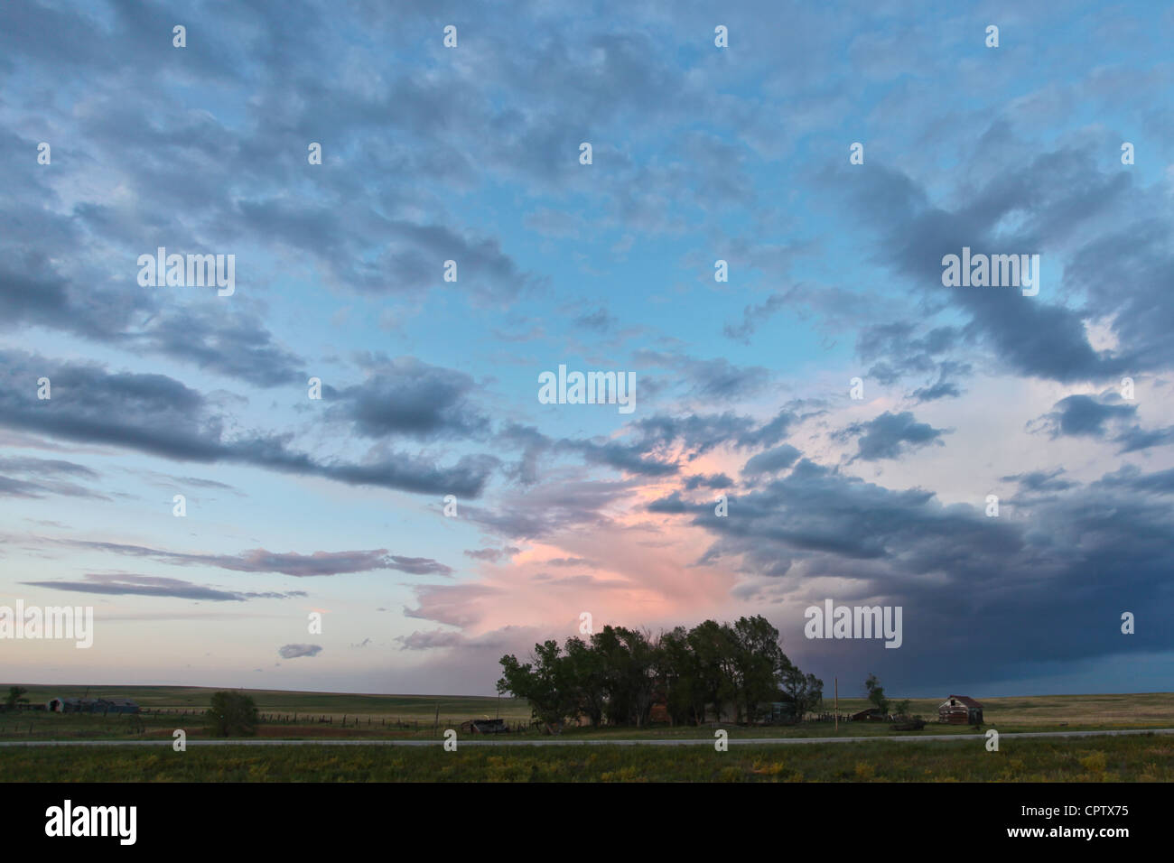 Mid west farm hi-res stock photography and images - Alamy