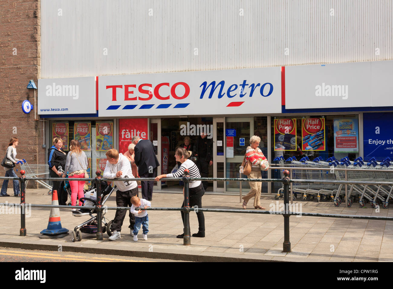 Metro Store Stock Photos & Metro Store Stock Images - Alamy