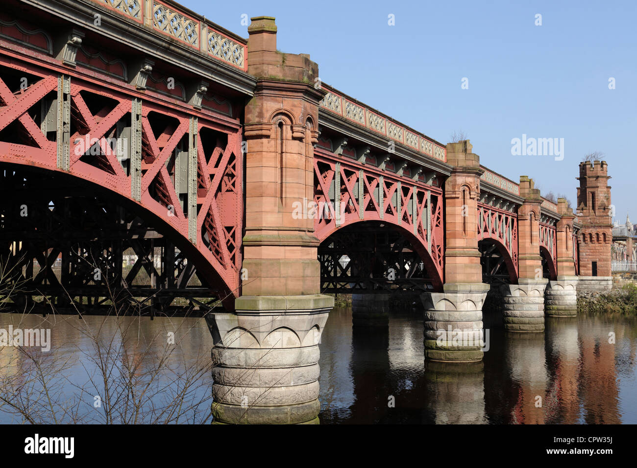 Steel lattice girders hi-res stock photography and images - Alamy